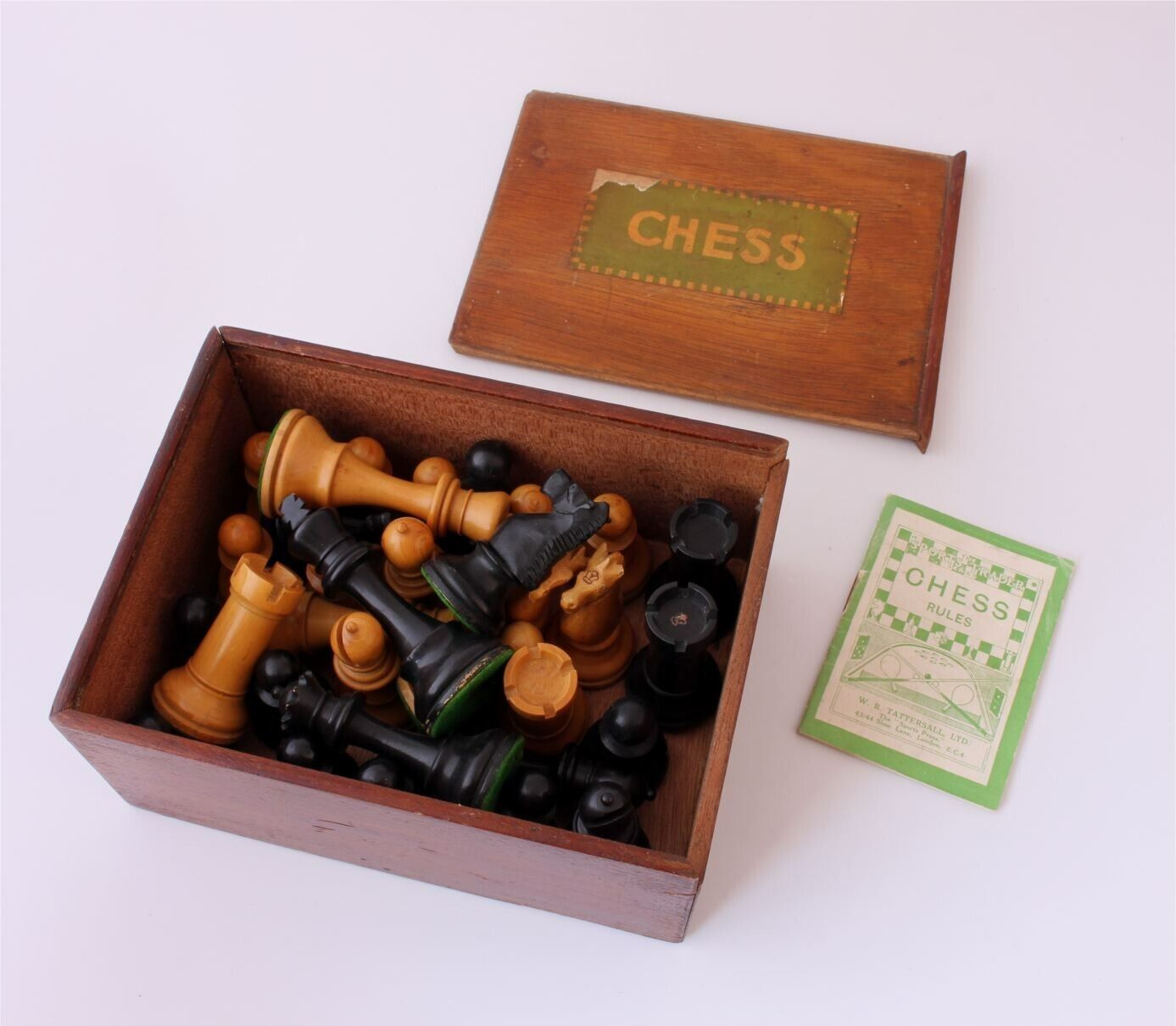 Antique Wood Boxed Chess Set & W B Tattersall Chess Rule Book.