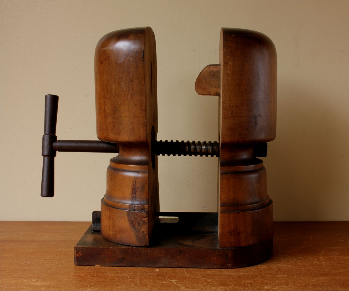 Mechanical Hat Stretcher. Wood & Metal Milliner's Sizer Display. c1900.