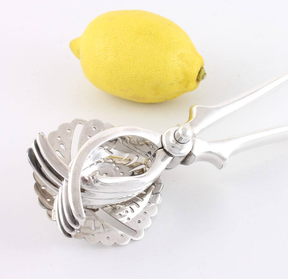 Silver Plate Lemon Squeezer. Cocktail Citrus Press Strainer Juicer c1930.