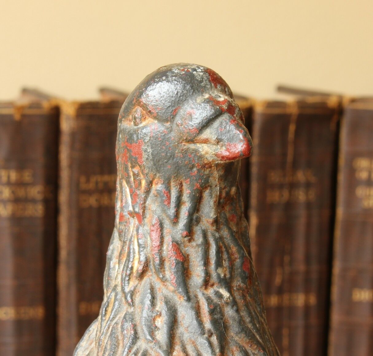 Cast Iron Pigeon Decoy Figure. Bird Door Stop, Outdoor Statue Ornament.