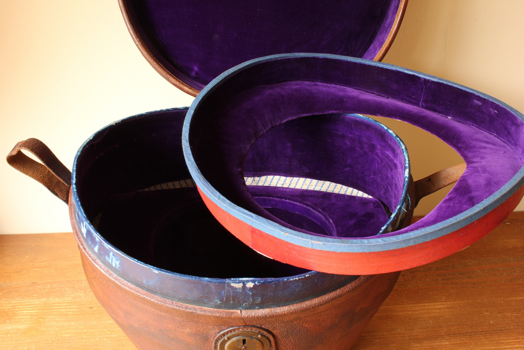 Leather Double Top Hat Case. Velvet Lined Box. Paris, Madrid. Home Decor.