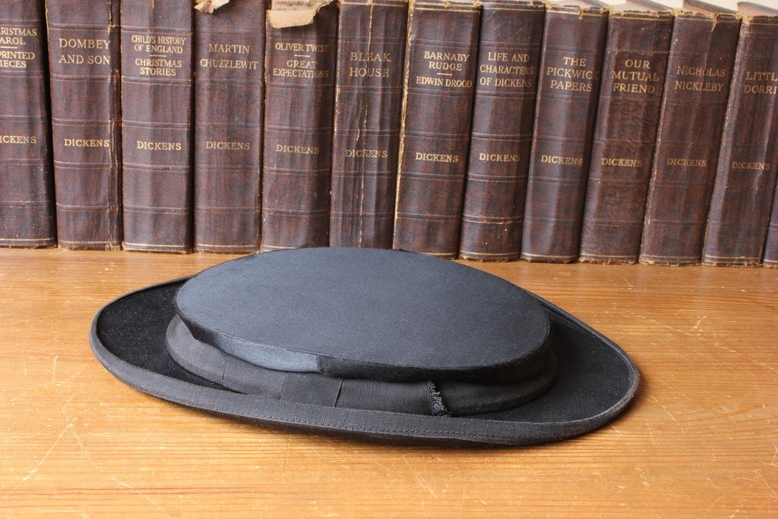 Black Silk Exposition Universelle 1900 Opera Top Hat. Size 6 7/8.