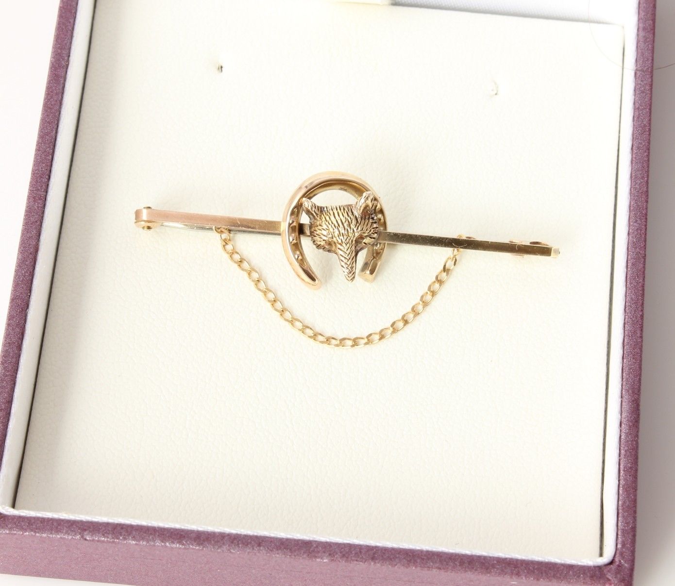 9ct Gold Fox Head Mask & Horseshoe Brooch / Tie Clip. Hunting Gift Box.