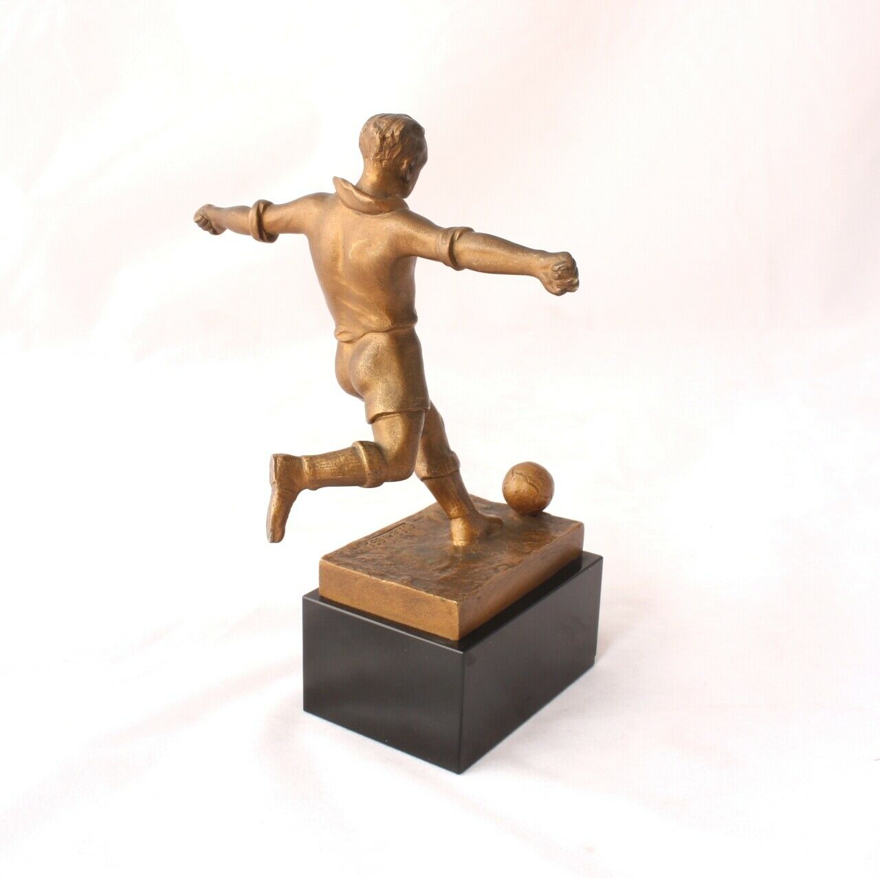 Bronze Footballer Statue E Fraisse. Figure of Soccer Player & Football.