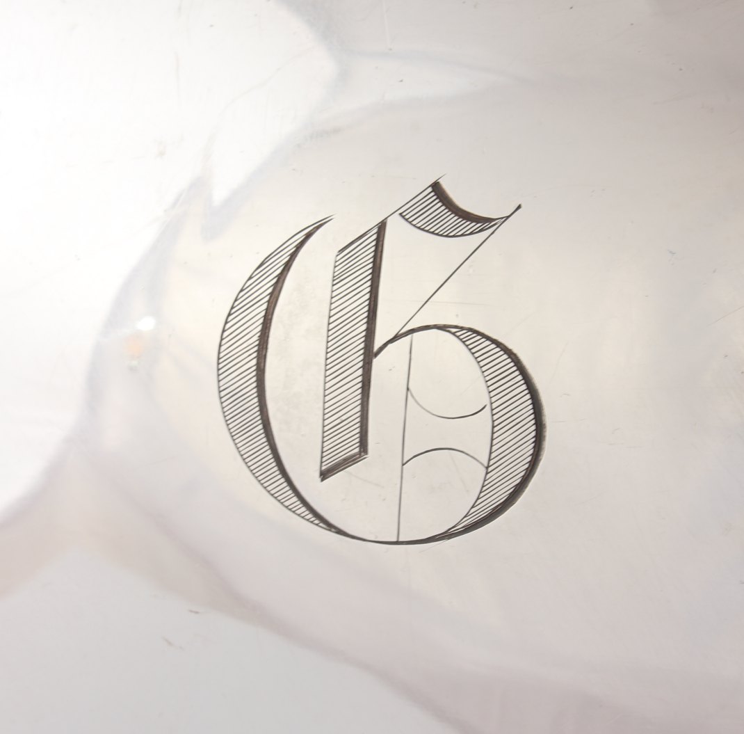 Large Old Sheffield Plate Meat Cover. Pike Crest. Geddes. Capta Majora.