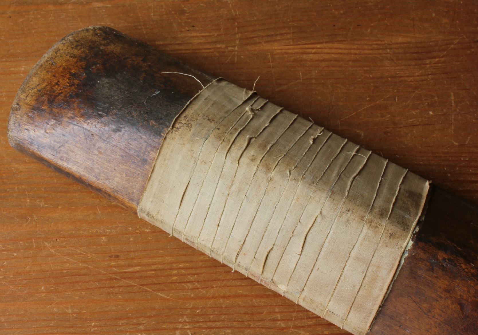 Willow Cricket Bat. Decorative, Sport Shop, Bar Display, Prop.