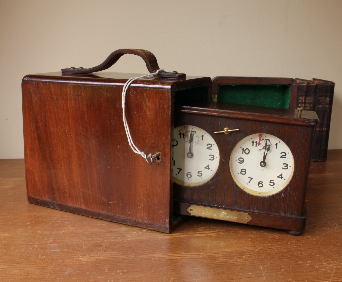 1920's German HAC Wooden Chess Clock Timer with Locking Wood Carry Case.