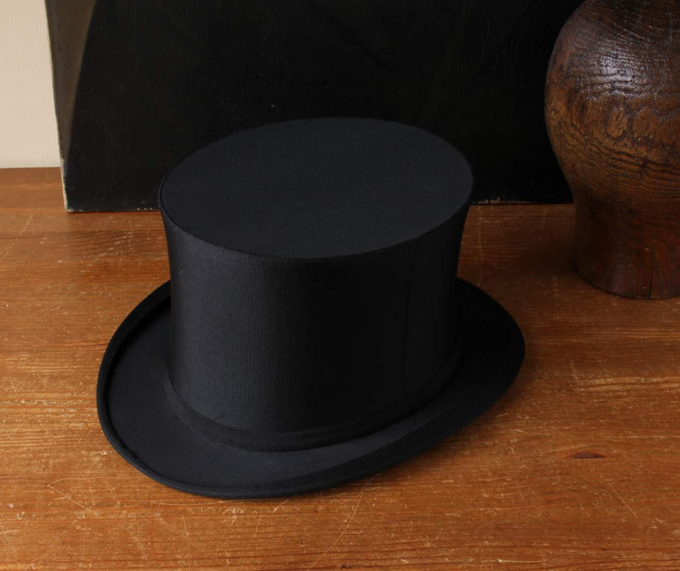 Harrods London Black Opera Top Hat. Ascot Collapsible Pop Up. UK 7 1/8.