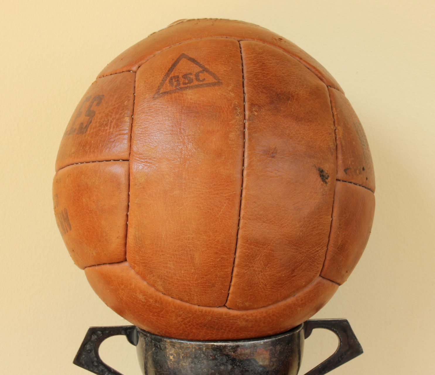 c1950 12 Panel Hercules Leather Laced Football / Soccer Ball.