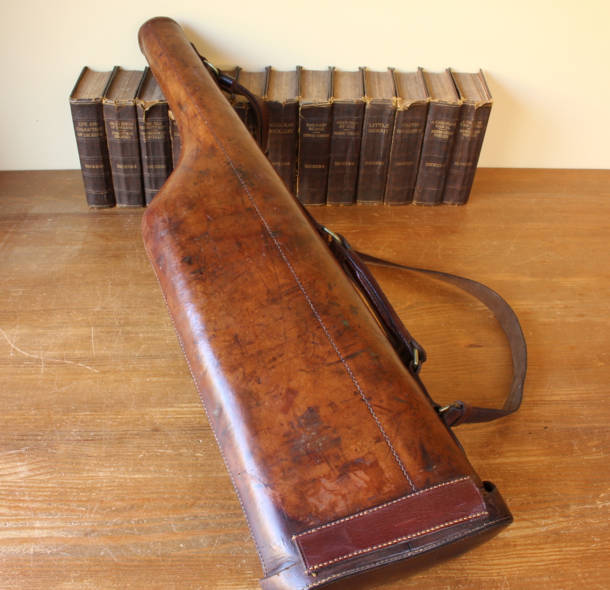 Leather Leg of Mutton Shotgun Case / Shooting Gun Carry Bag.