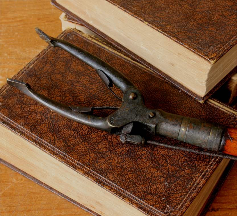 Library Book Grabber. Wood Long Arm Book Shop Reacher Grab.