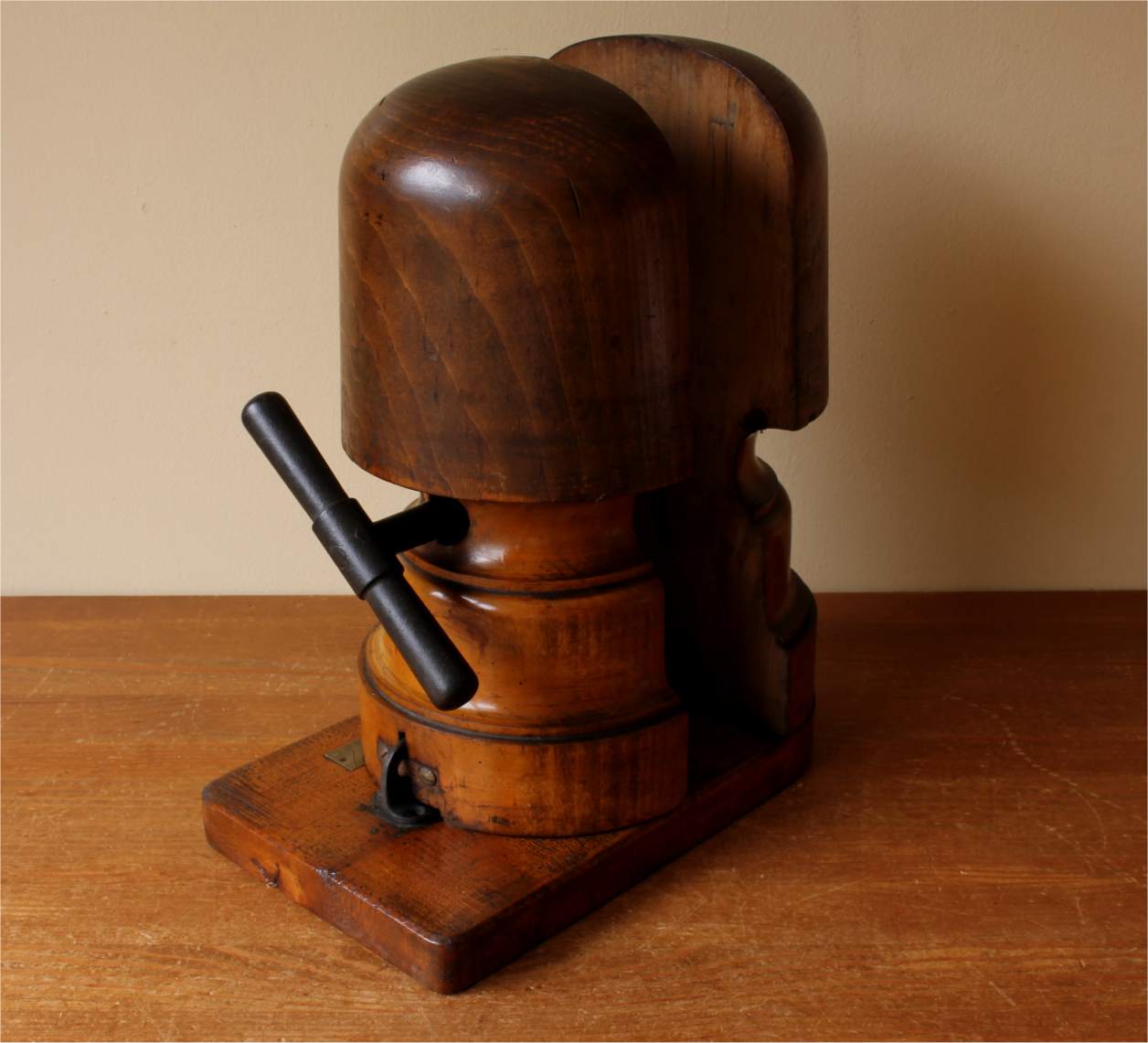 Milliner's Hat Sizer & Stretcher. Wooden Mechanical Display Stand. c1900.
