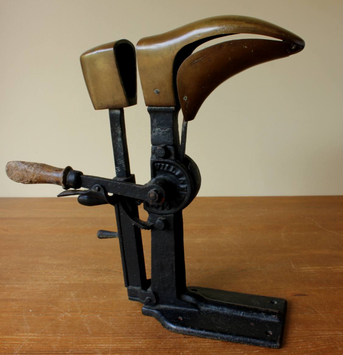 Metal Cobbler Boot Last. Lacoste Villeneuve-Sur-Lot. Shoe Shop. Door Stop.