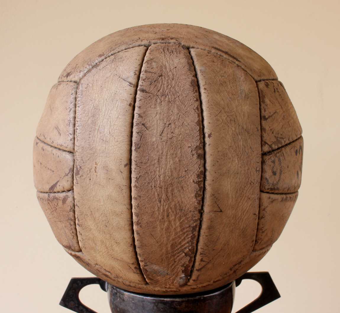 Mitre Master Football. Size 5 Mitrox Leather Soccer Ball. M.T.F.C. 1959.