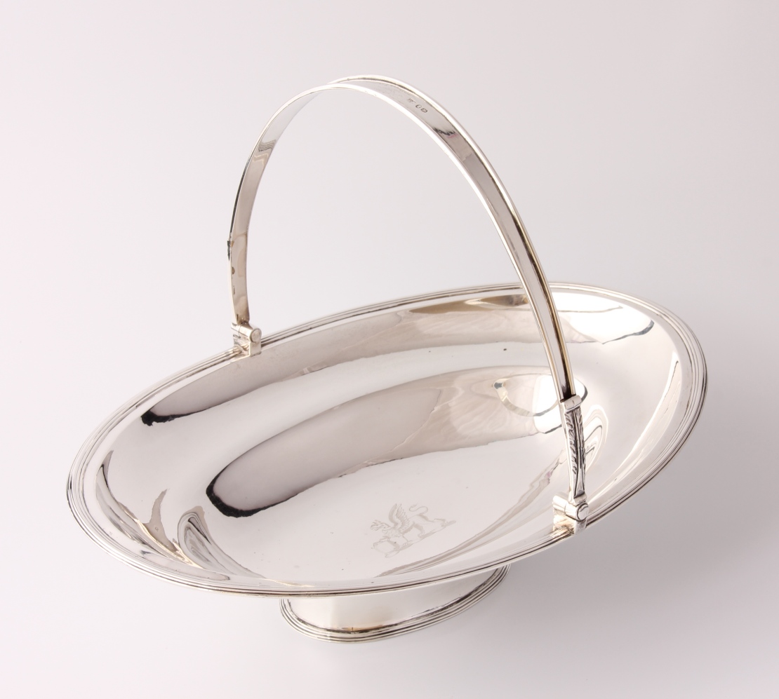 Georgian Solid Silver Oval Heavy Cake Basket With Griffin Crest. 1810.