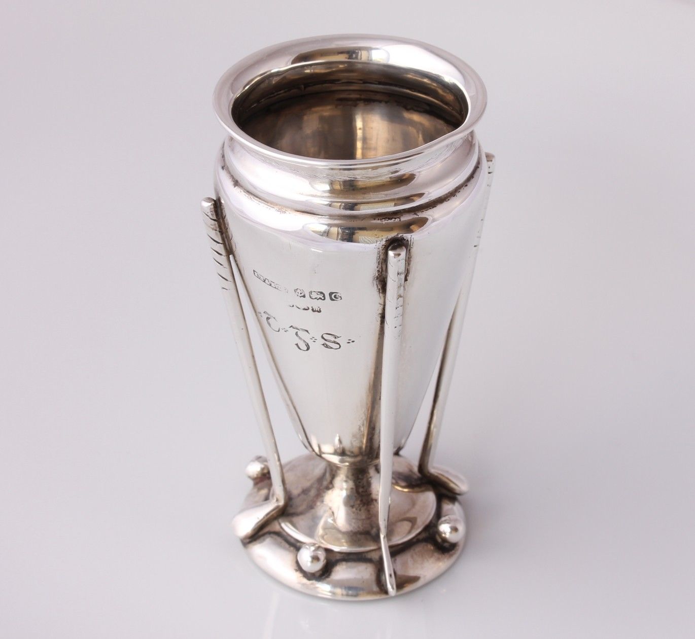 Solid Silver Golf Club & Ball Golfing Trophy Cup 1927. S. Blankensee.