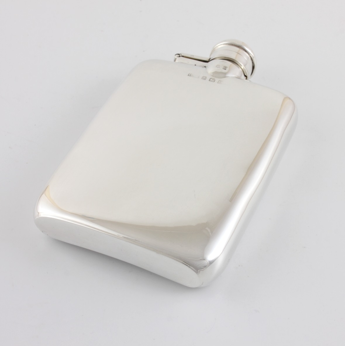 Solid Silver Spirit Hip Flask With Bayonet Top. Daniel & Arter. 1929.