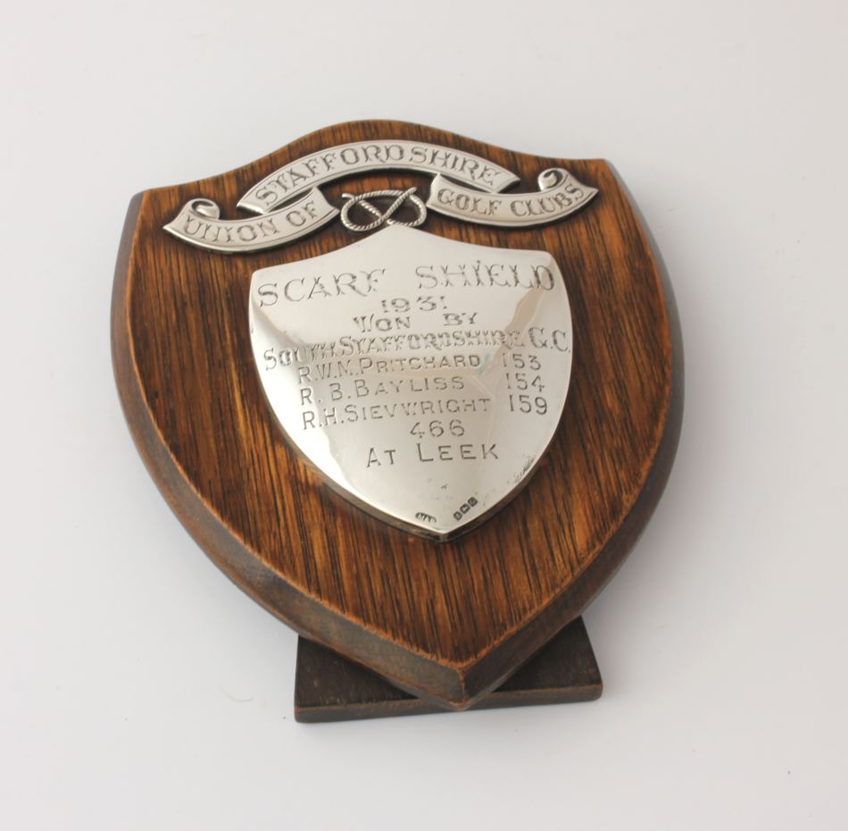 Silver Staffordshire Union Of Golf Clubs Scarf Shield Trophy. Leek 1931.