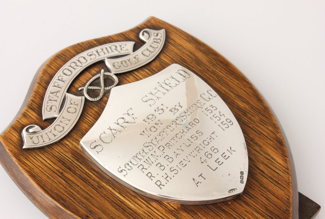 Silver Staffordshire Union Of Golf Clubs Scarf Shield Trophy. Leek 1931.