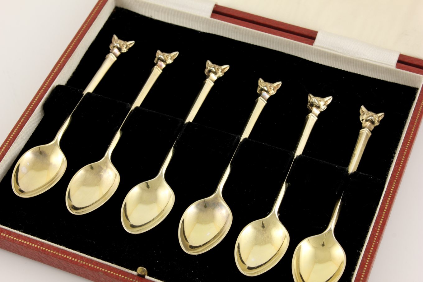 Swaine Brigg Silver Gilt Fox Head Coffee Spoons. Cased Teaspoons. 1963.