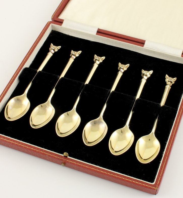 Swaine Brigg Silver Gilt Fox Head Coffee Spoons. Cased Teaspoons. 1963.
