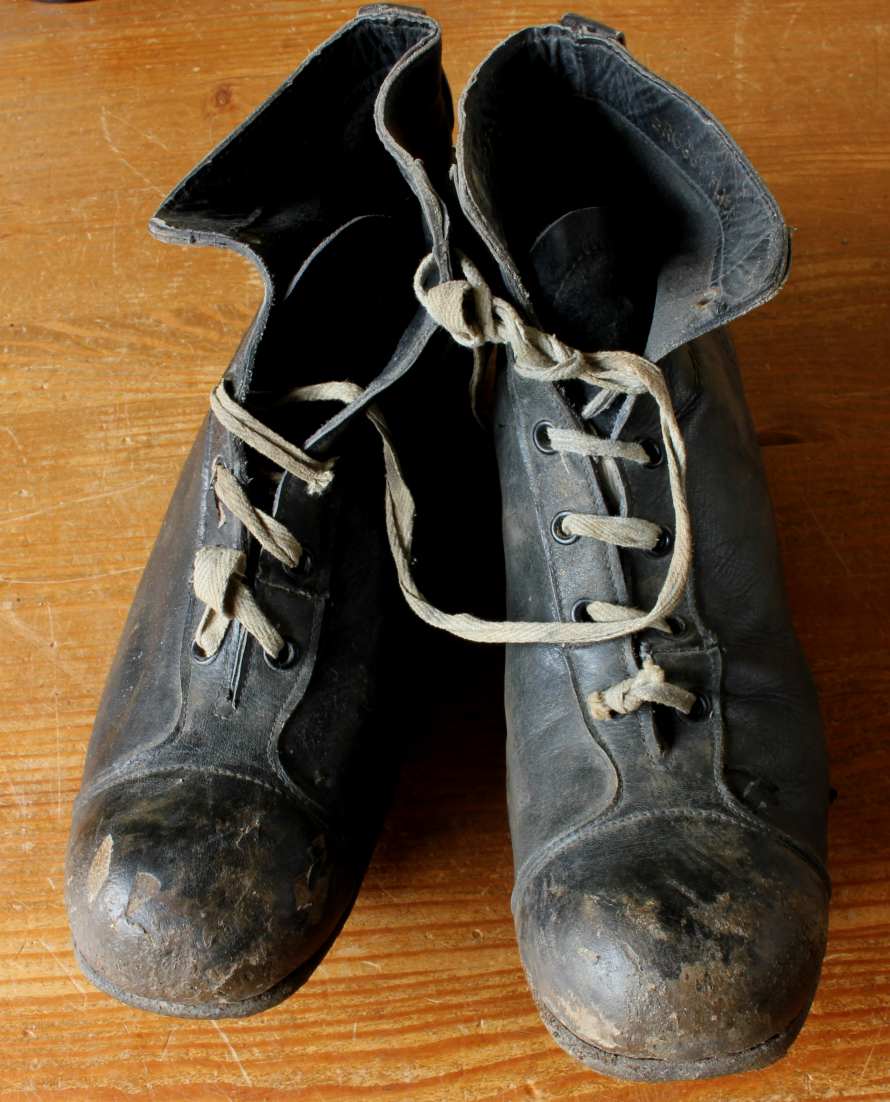 Vintage Kingswell All Black Rugby Flier Boots. Leather Studs. CC41. 1940's.
