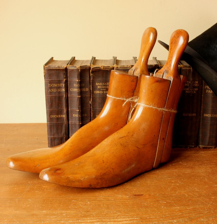 Wood Boot Lasts. Pair of Wooden 3 Part Treen Trees. Size 9.
