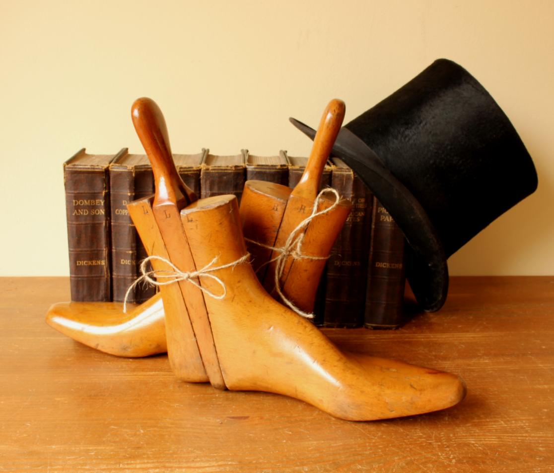 Wood Boot Lasts. Pair of Wooden 3 Part Treen Trees. Size 9.